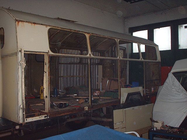 Monnÿ's Mercedes-Benz LA 710 KR